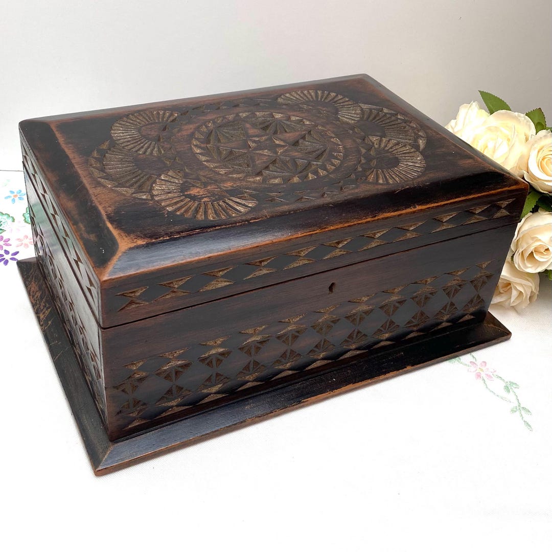 Antique Victorian Chip Carved Box - Etsy