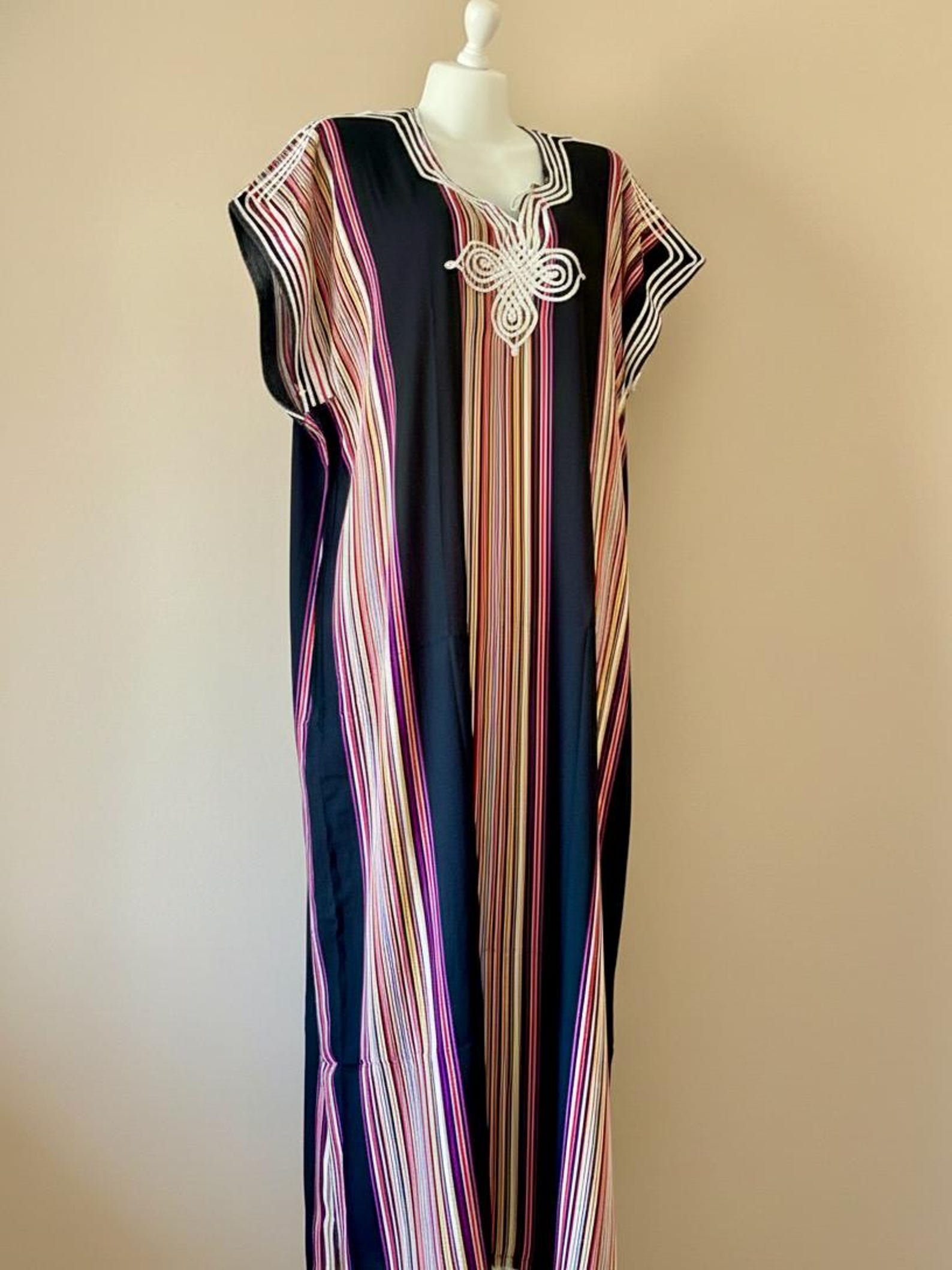 Gandoura Femme – Moroccan Gandoura | Caftan Morocco, Moroccan Dress ...