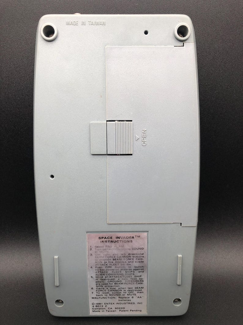 1981 Entex Space Invaders Handheld Video Game-original Owner - Etsy