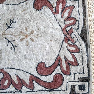 Antique 19th Century Hooked Rug Primitive Red, Pink Flower Patterns ...