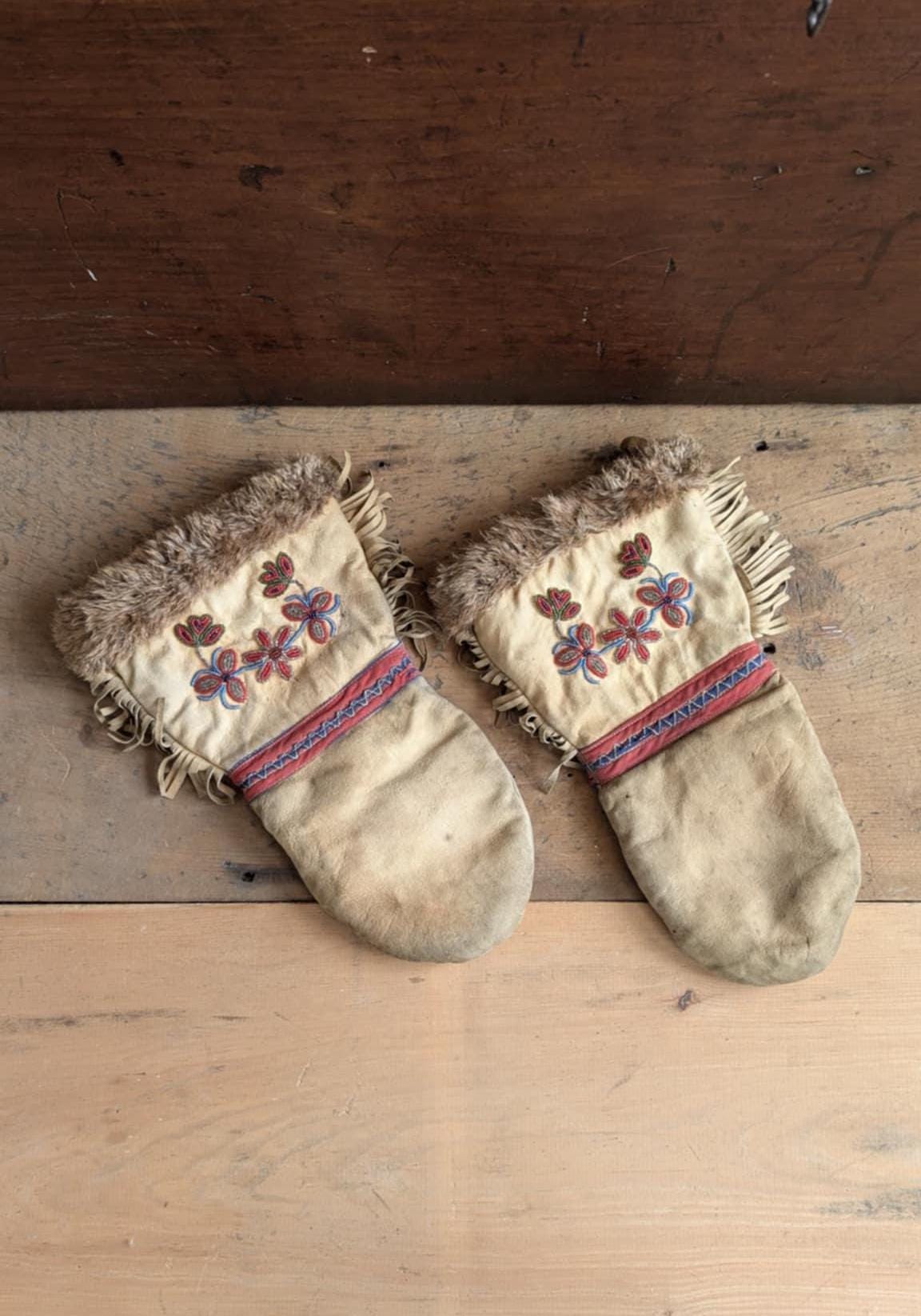 Vintage Canadian 1970's First Nations Handcraft Leather Mittens With ...