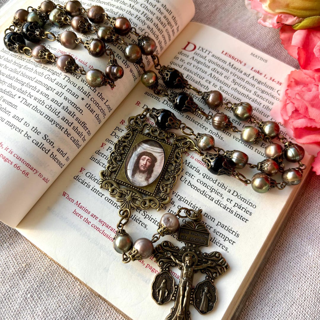 Vintage-style Holy Face of Jesus CHAPLET, Catholic Gifts, Handmade ...