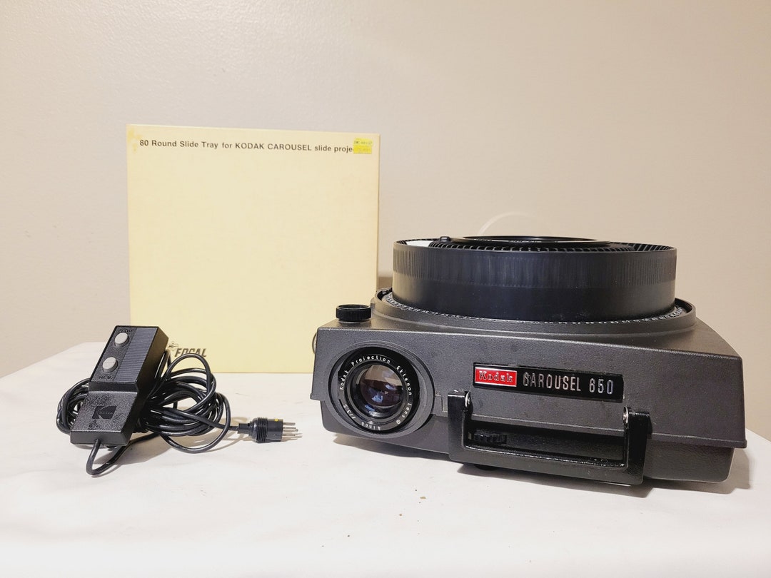 Kodak Carousel 650 Slide Projector Bundle Tray Remote Lens Serviced ...