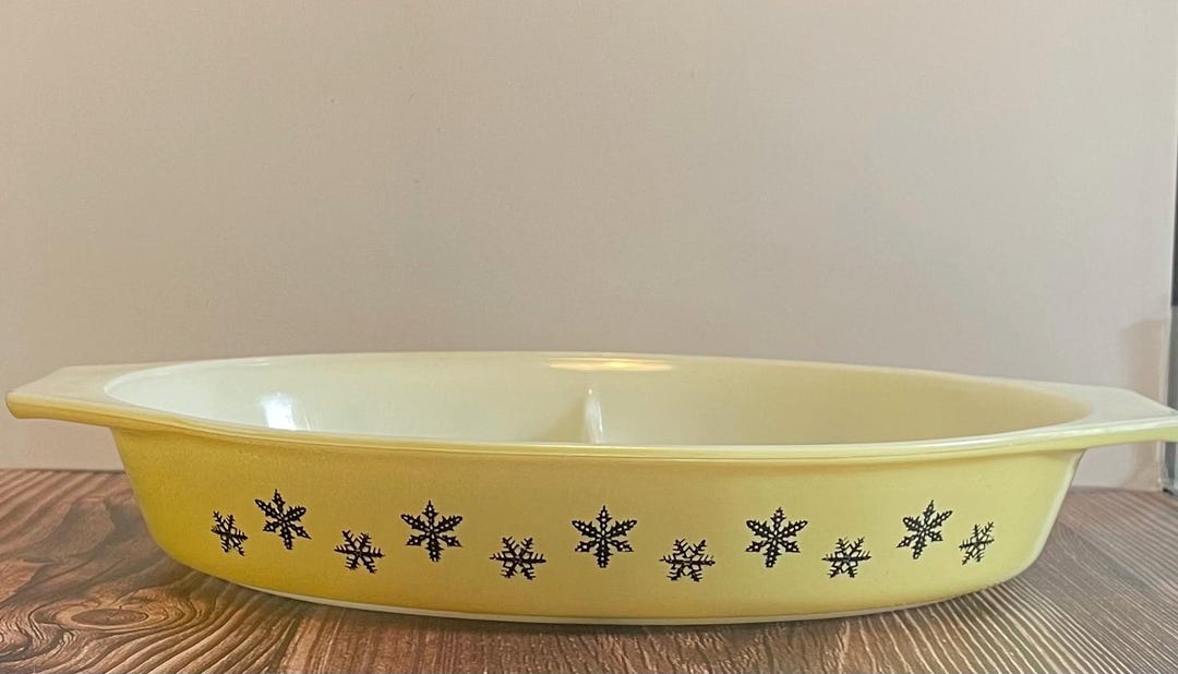 1960s Pyrex Jaj Yellow Snowflake Serving Dish - Etsy