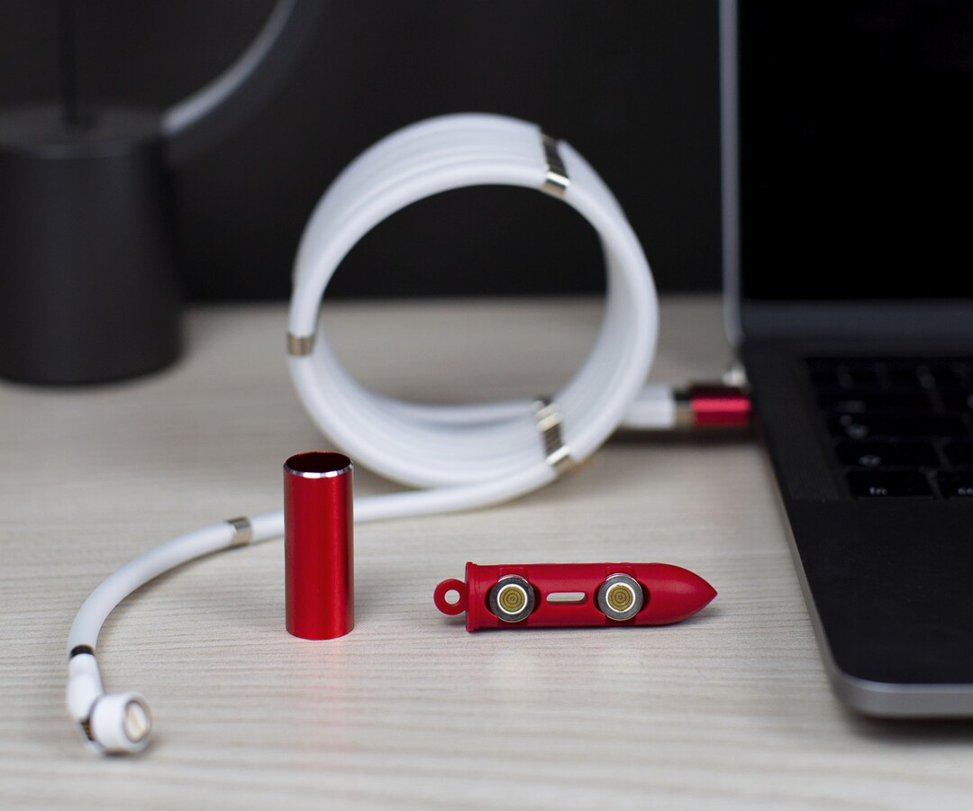 Five Cables in One With a Magnetic Charging Cable With a Rotating Head ...