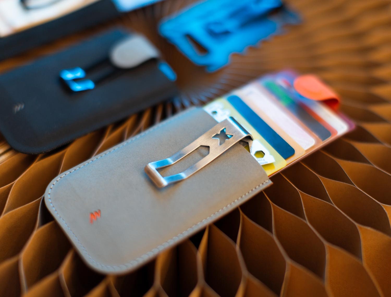 Compact and Expandable Men’s Wallet and Credit Card Holder - Etsy
