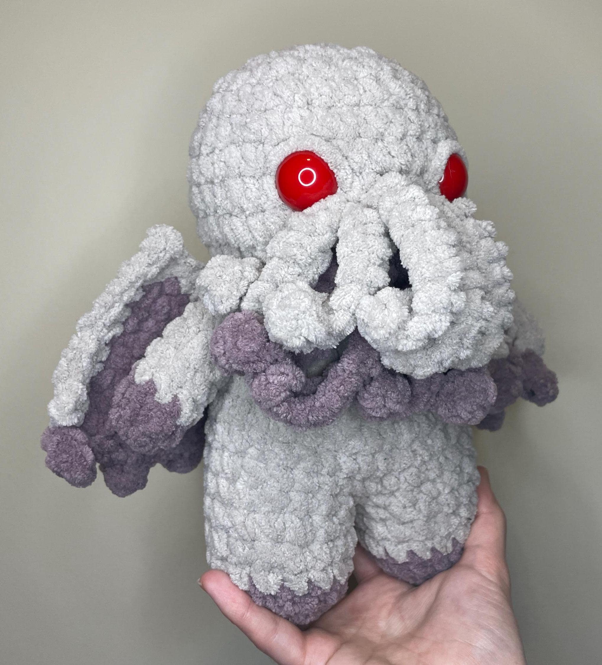 Cthulhu Plushie (gray/purple) | Cthulhu Amigurumi | Crochet Cthulhu ...