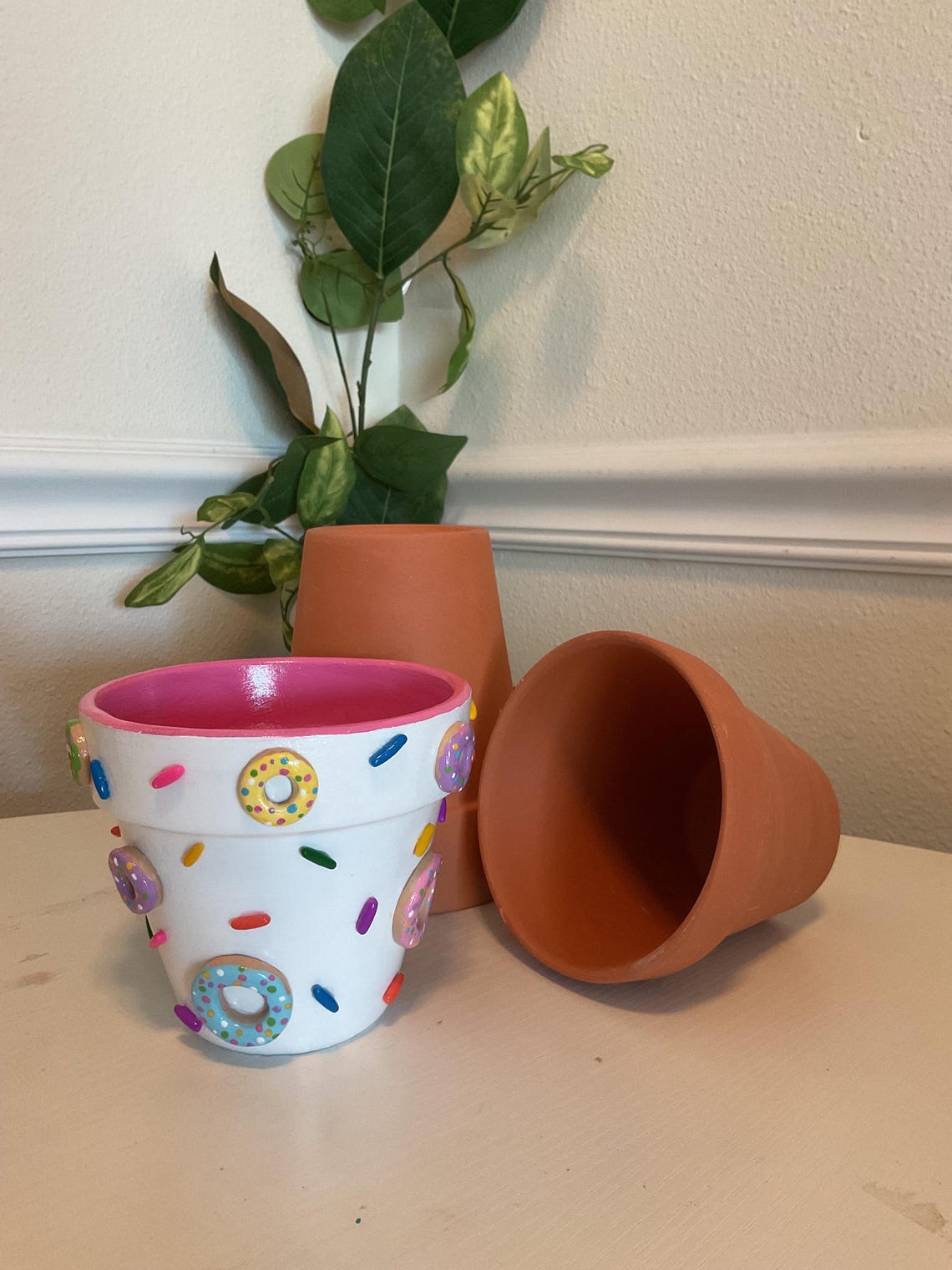 3D Donuts Pot / Planter / Flower Pot / Terracotta 4 Acrylic Painted Pot ...