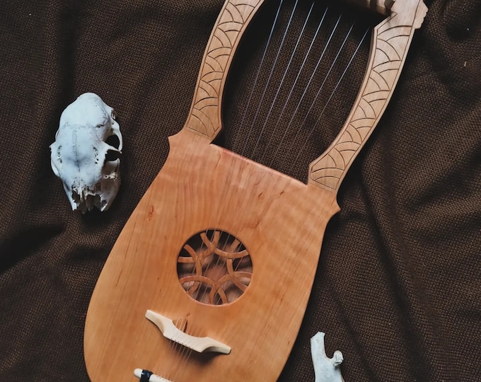 Kravik Lyre - Etsy