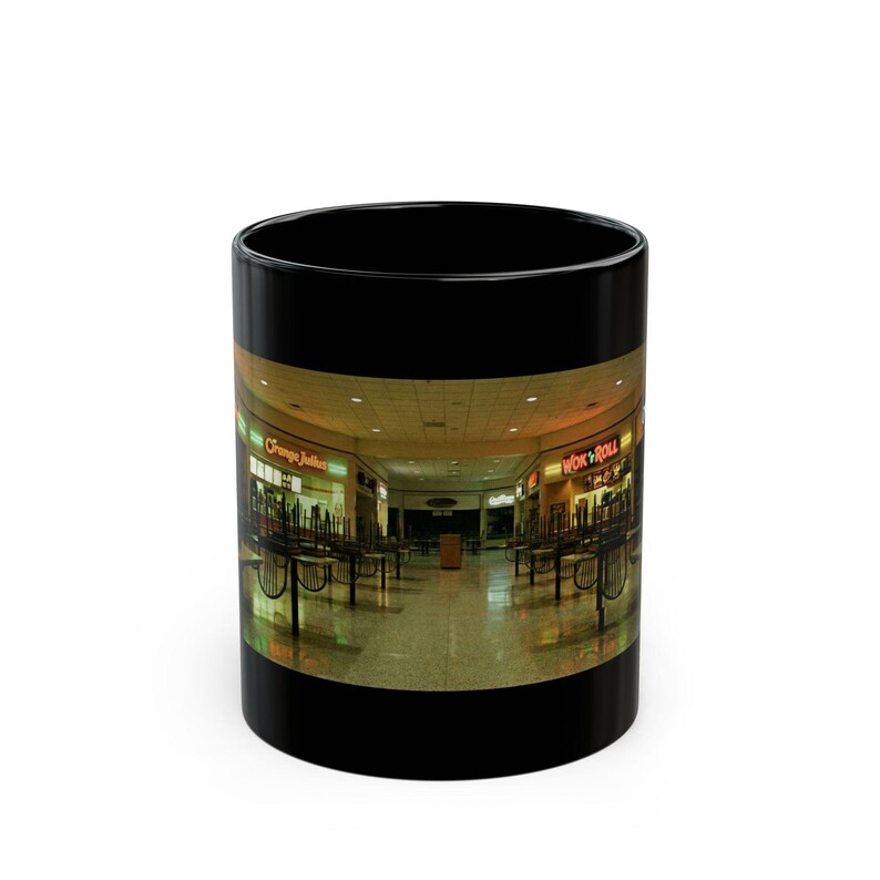 Dead Mall Food Court Mug, Liminal Space Art, 90s Nostalgia Aesthetic ...