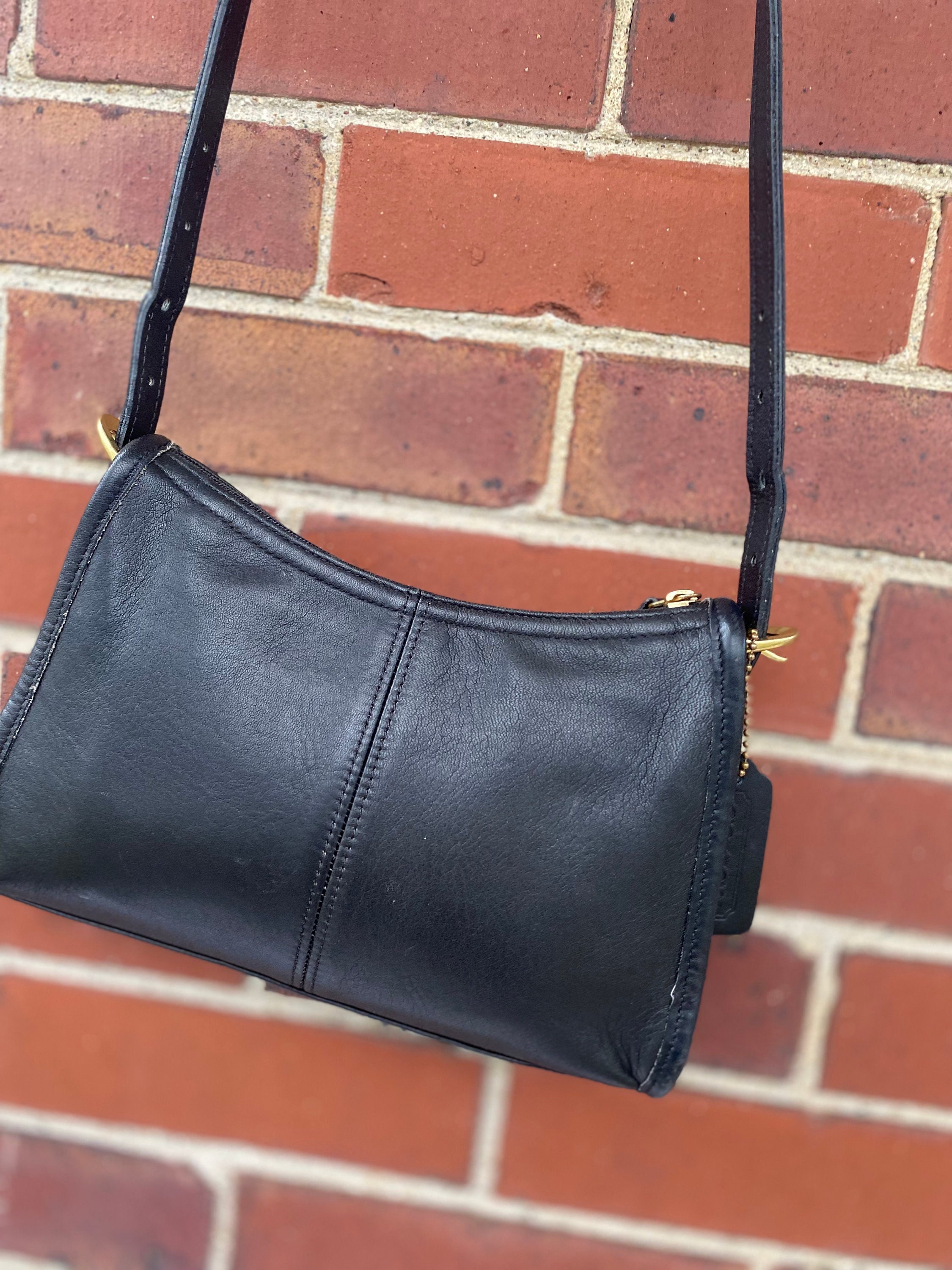 COACH VINTAGE LEATHER SMALL CAMERA BAG 9973 - munimoro.gob.pe