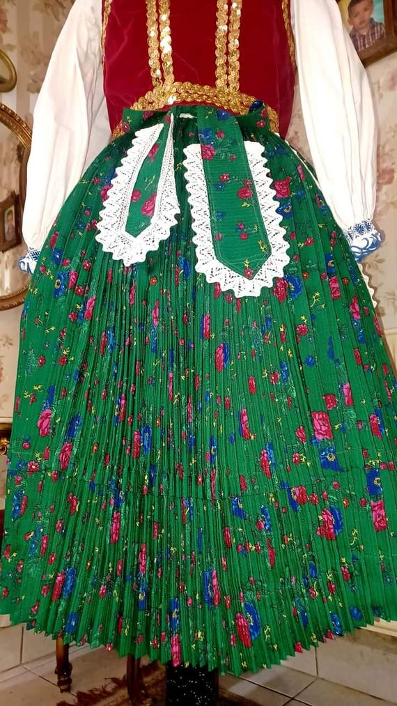Hungarian Székely folk costume - Gem