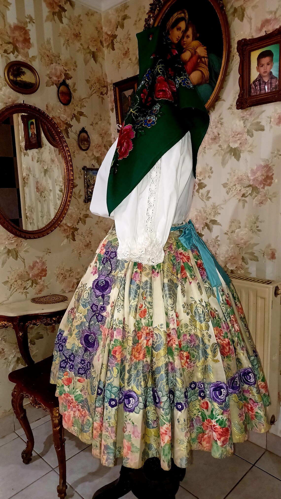 Wonderful Hungarian Folk Costume - Etsy