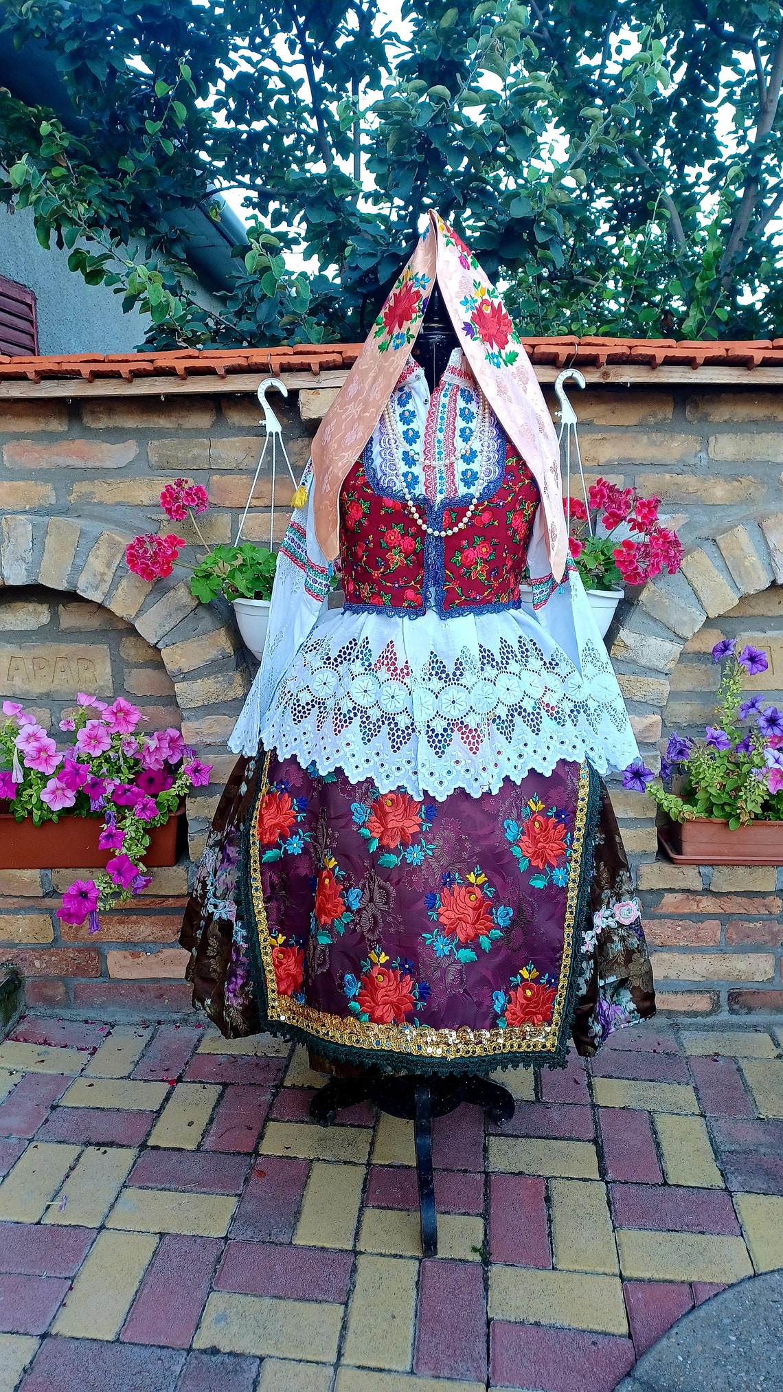 Wonderful Hungarian Folk Costume - Etsy