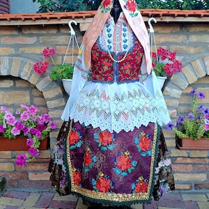 Wonderful Hungarian Folk Costume - Etsy