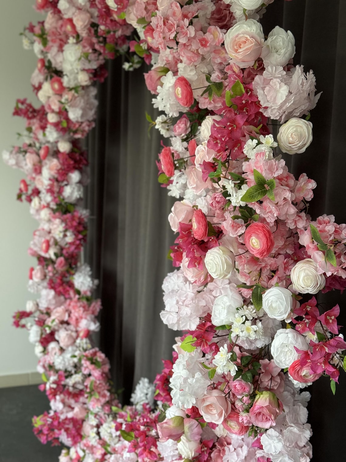 Pink Roses Circle Arch, Wedding Flower Arrangement, Round Flower Arbor ...