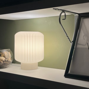 3D Printable Modern Table Lamp STL Desk Lamp for Modern Home Office ...