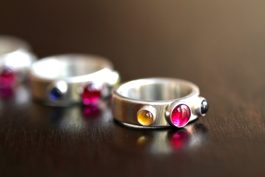 Personalized Three Birthstone Ring (E0346) - Etsy