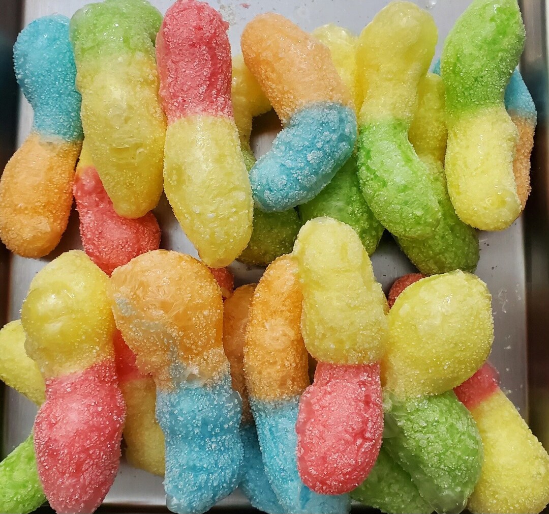 Freeze Dried Sour Gummy Worms| Freezedried| Candy| Homemade| Made to ...
