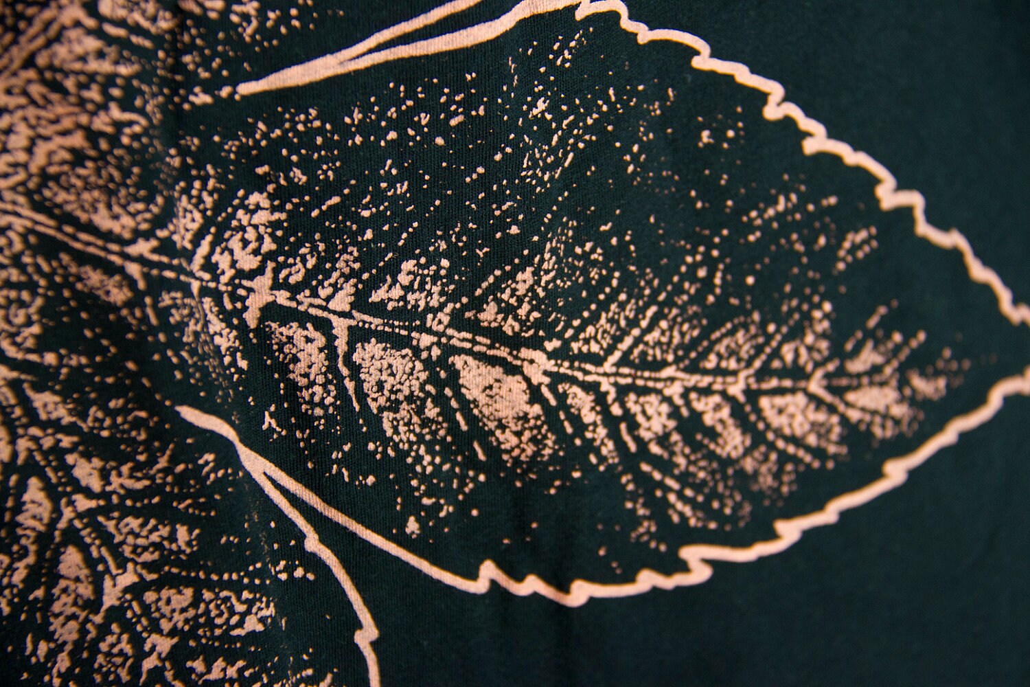 Japanese Momiji Black Summer T-shirt | Size Small | Maple Leaves ...