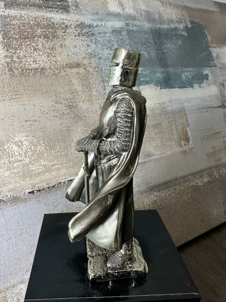 Crusader Knight Statue Silver Finishing Cold Cast Resin Statue 7 - Etsy