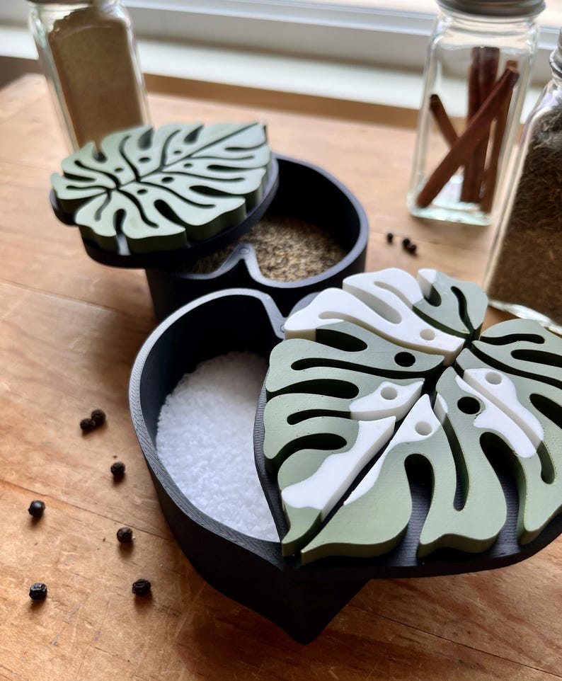 Monstera Leaf Container: Customizable Colors, Kitchen & Desk Storage - Etsy