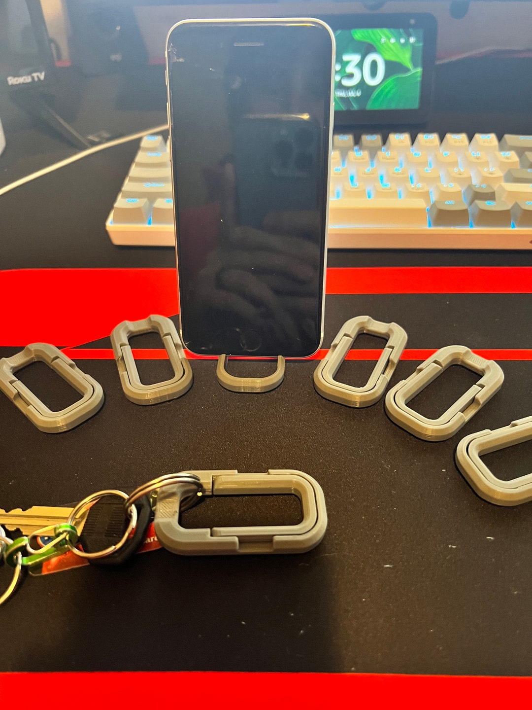 3D Printed Keychain Phone Stand - Etsy