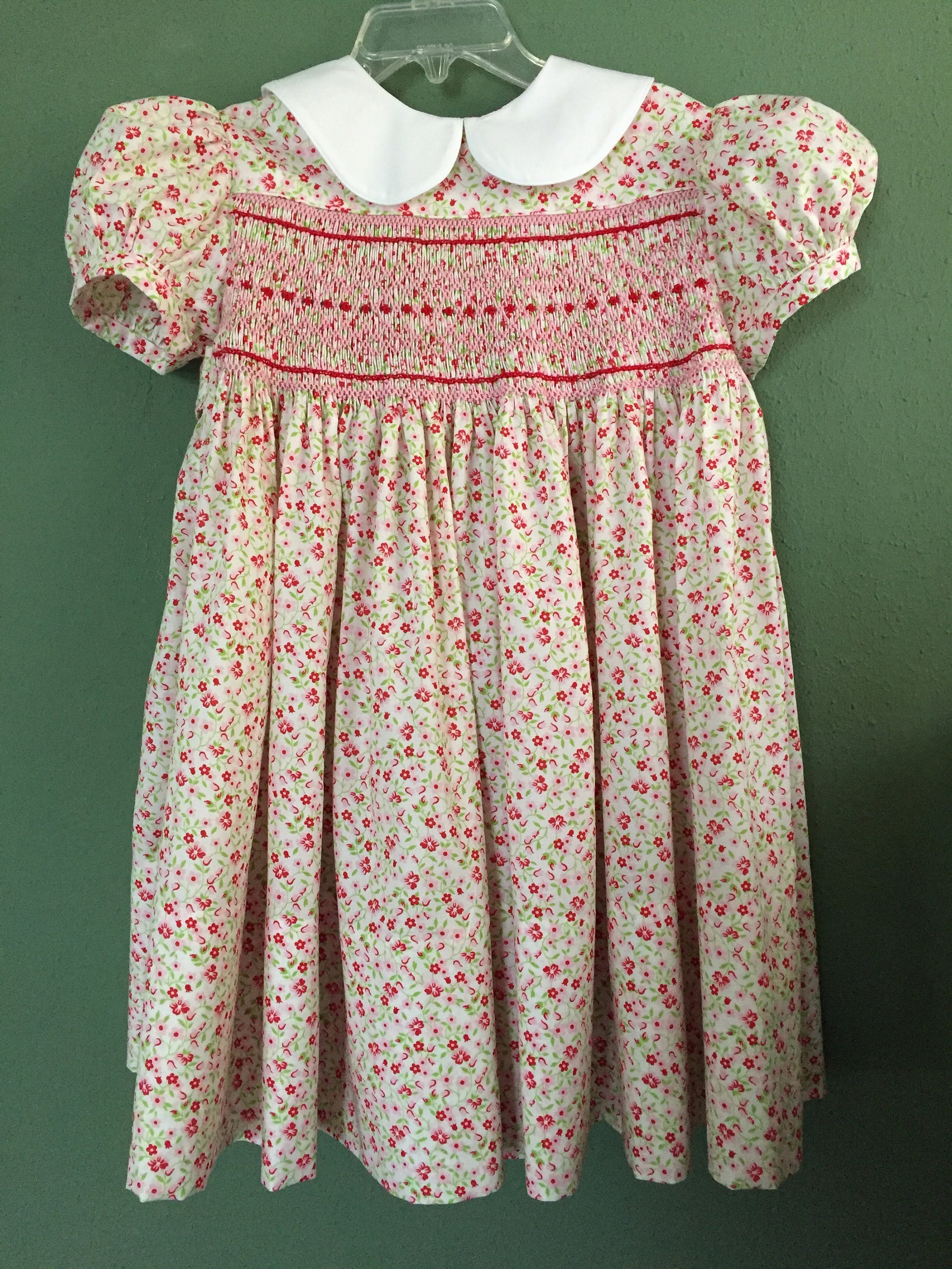 Beautiful Hand Smocked Classic Girls Dress English Smocking | Etsy