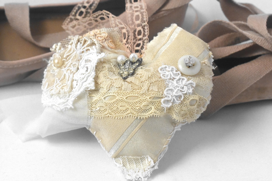 Handmade Heart Ornament – Vintage Cottage Core Hanging Homedecor - Etsy