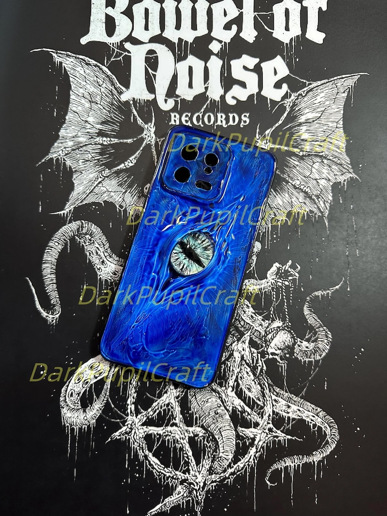 Handmade Gothic Horror Phone Case With 3D Eyeball – Flesh Texture Resin ...