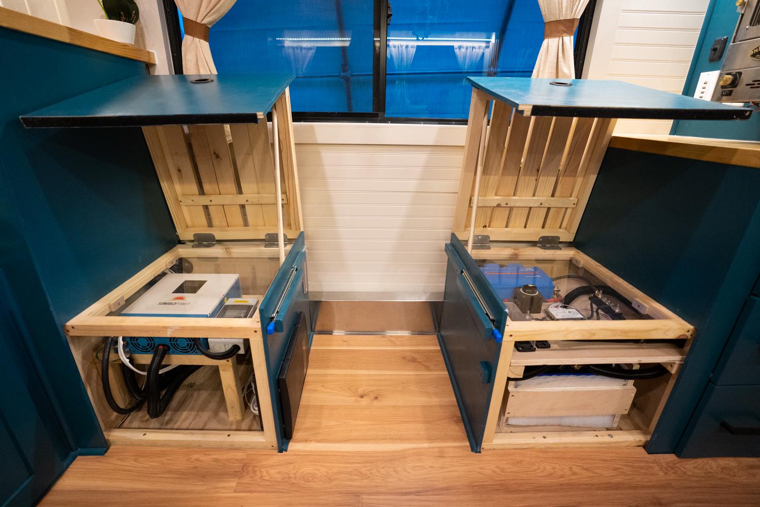 Build Plans: Couch/booth/bed Convertible Furniture (with Hinging Lid ...