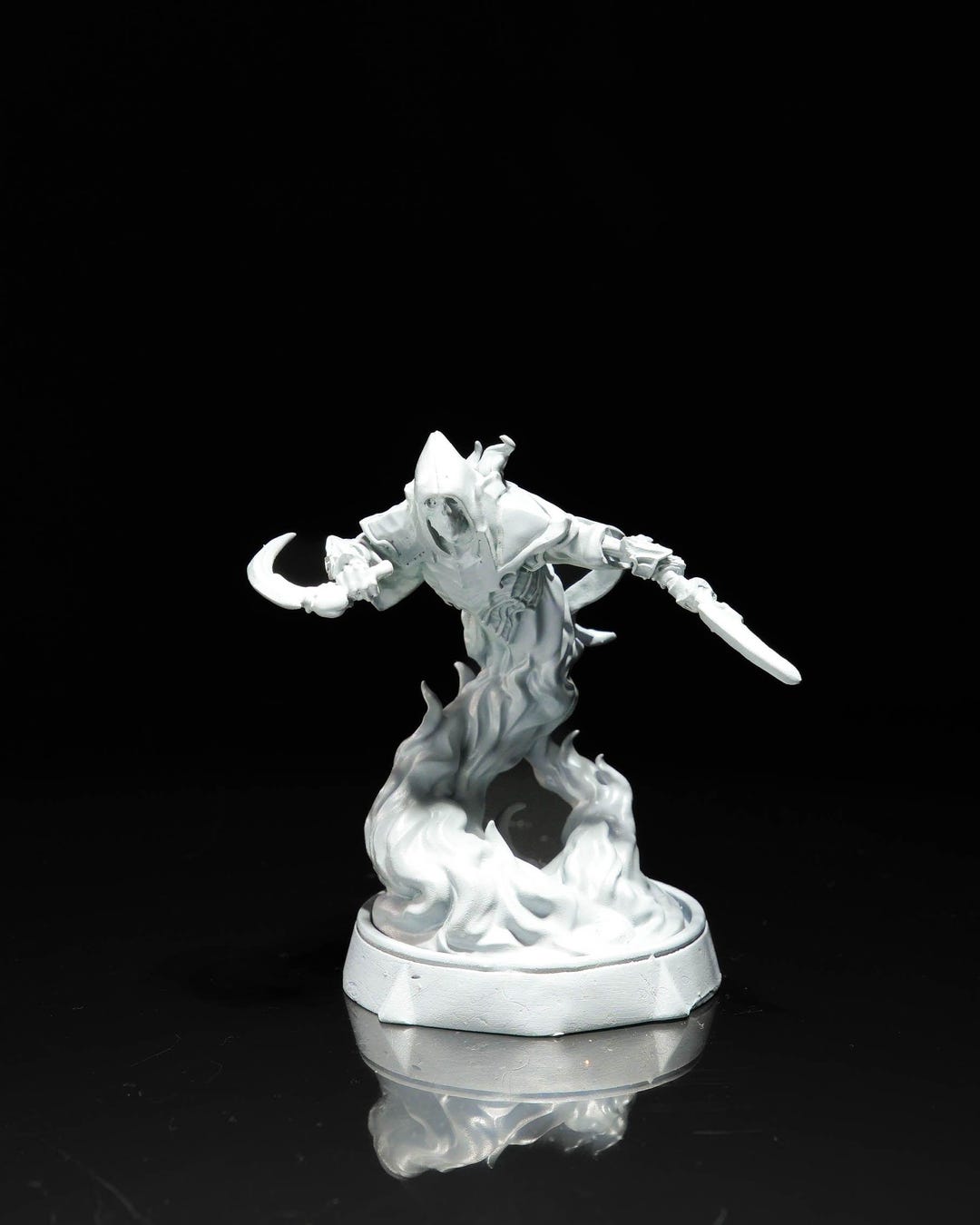 Ghost Dagger Undead Skeleton Ghost Specters Wraith Spirit Resin ...