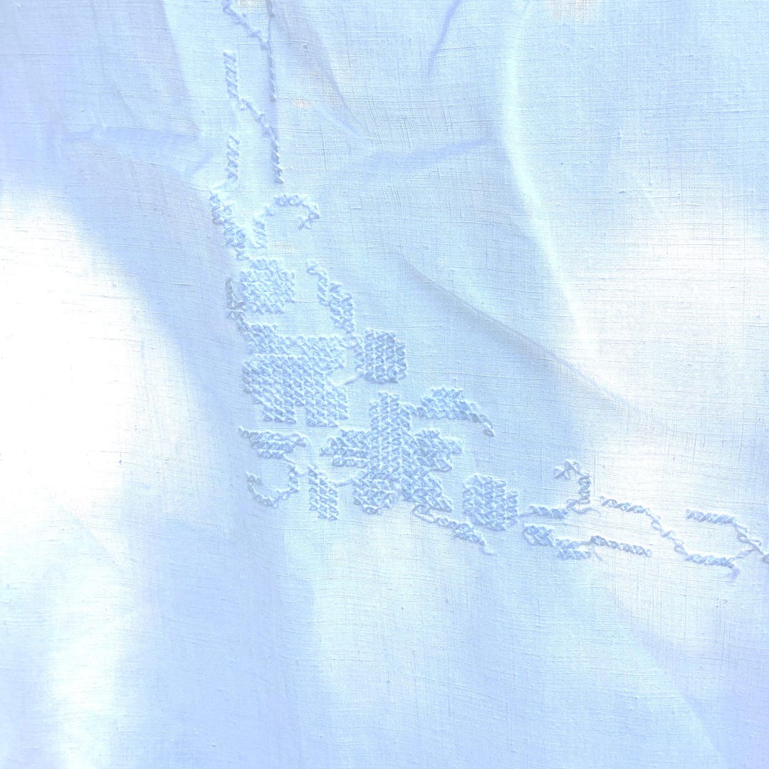 Vintage Hand Embroidered Linen Tea Tablecloth - White on White - Etsy