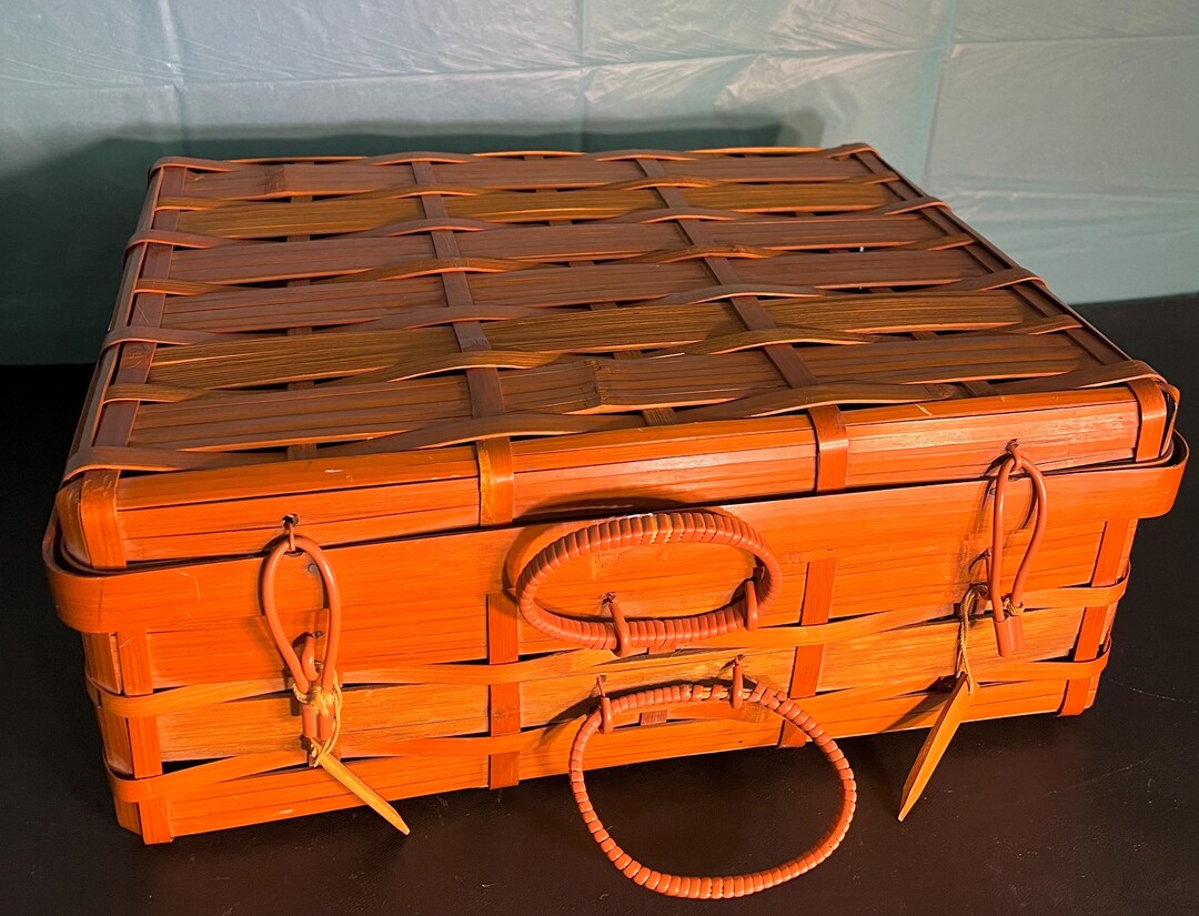Vintage Asian Bamboo Weave Briefcase or Picnic Storage Basket, Vintage ...