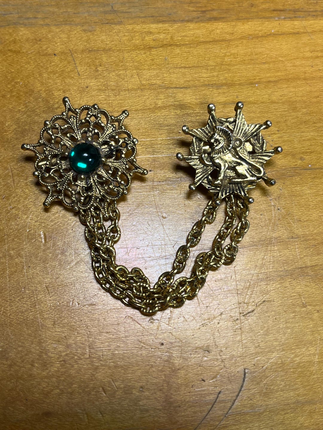 Vintage Heraldic Lion & Green Stone Goldtone Suit Double Pin With ...