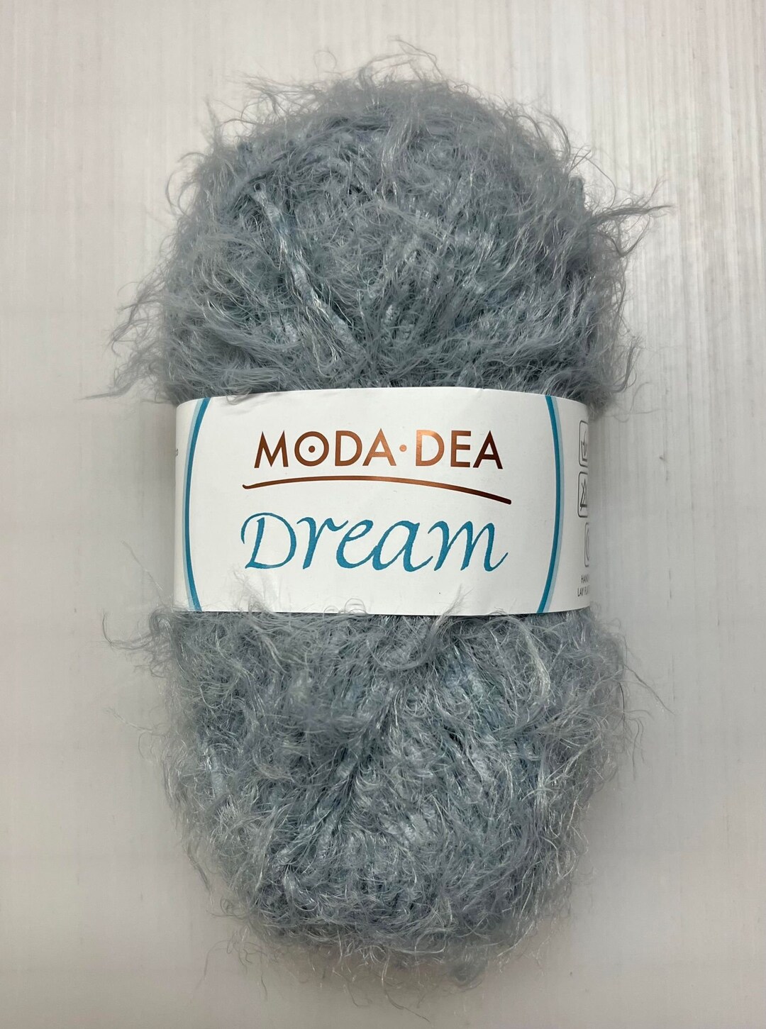 ONE Skein # 3439 Moda Dea Dream Light Grey Gray SOFT 1.76 Ounces (50 ...