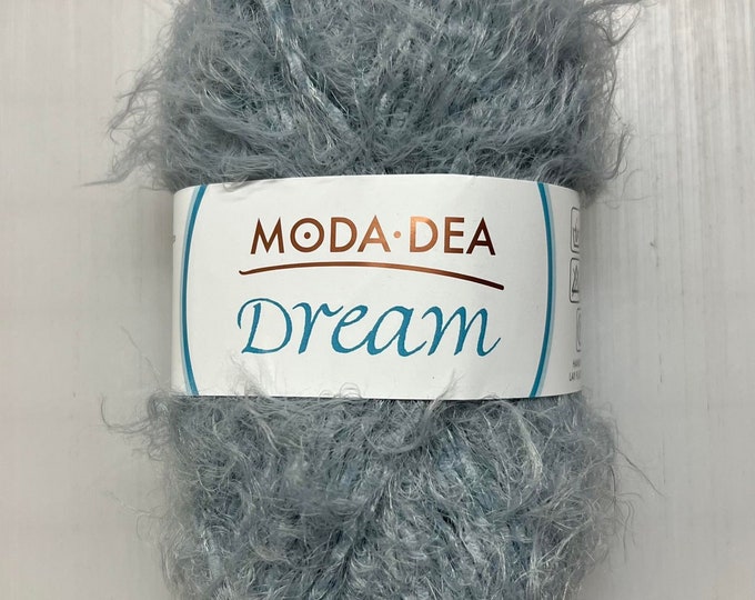 ONE Skein # 3439 Moda Dea Dream Light Grey Gray SOFT 1.76 Ounces (50 ...