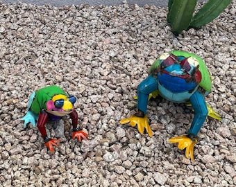 Handmade Metal Frog With a Shovel | Whimsical Mariachi Farmhouse Yard ...
