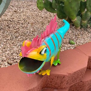 Handmade Metal Multicolor Iguana Lizard Colorful Gecko | Farmhouse Yard ...