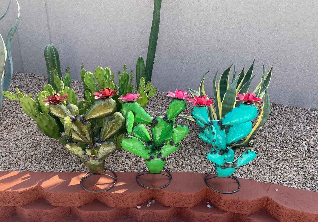 Handmade Metal Prickly Pear Cactus | Farmhouse Yard Art Garden Decor ...