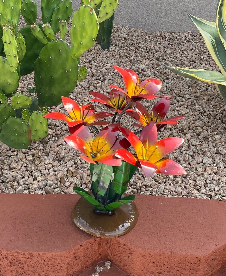 Handmade Metal Lily Flower Bouquet | Yard Art Spring Garden Decor ...