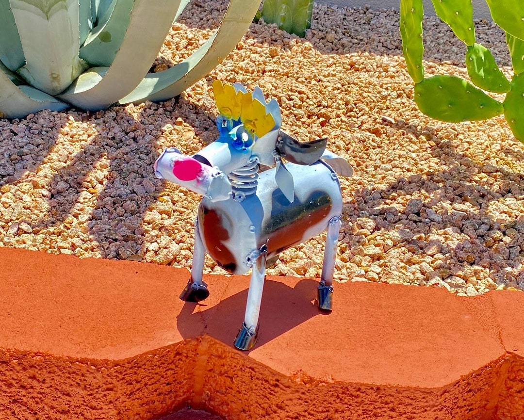 Handmade Metal Springhead Cow | Farmhouse Yard Art Garden Decor ...