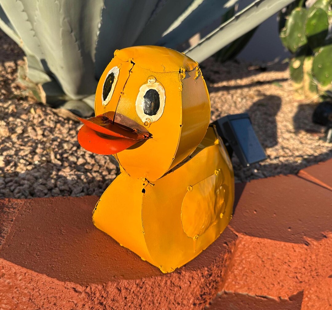 Handmade Metal Yellow Donald Duck | Farmhouse Yard Art Garden Decor ...