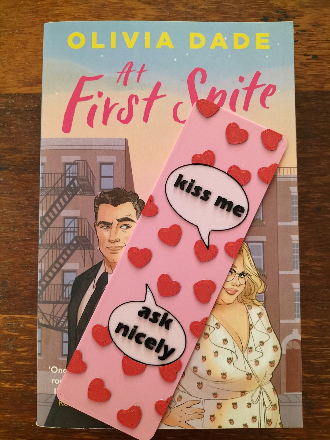 Kiss Me Bookmark, 3D Printed Cartoon Style With Hearts - Etsy