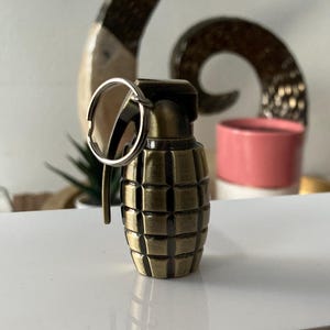 Permanent Match Lighter Metal Infinity Gadget Reusable Keyring ...