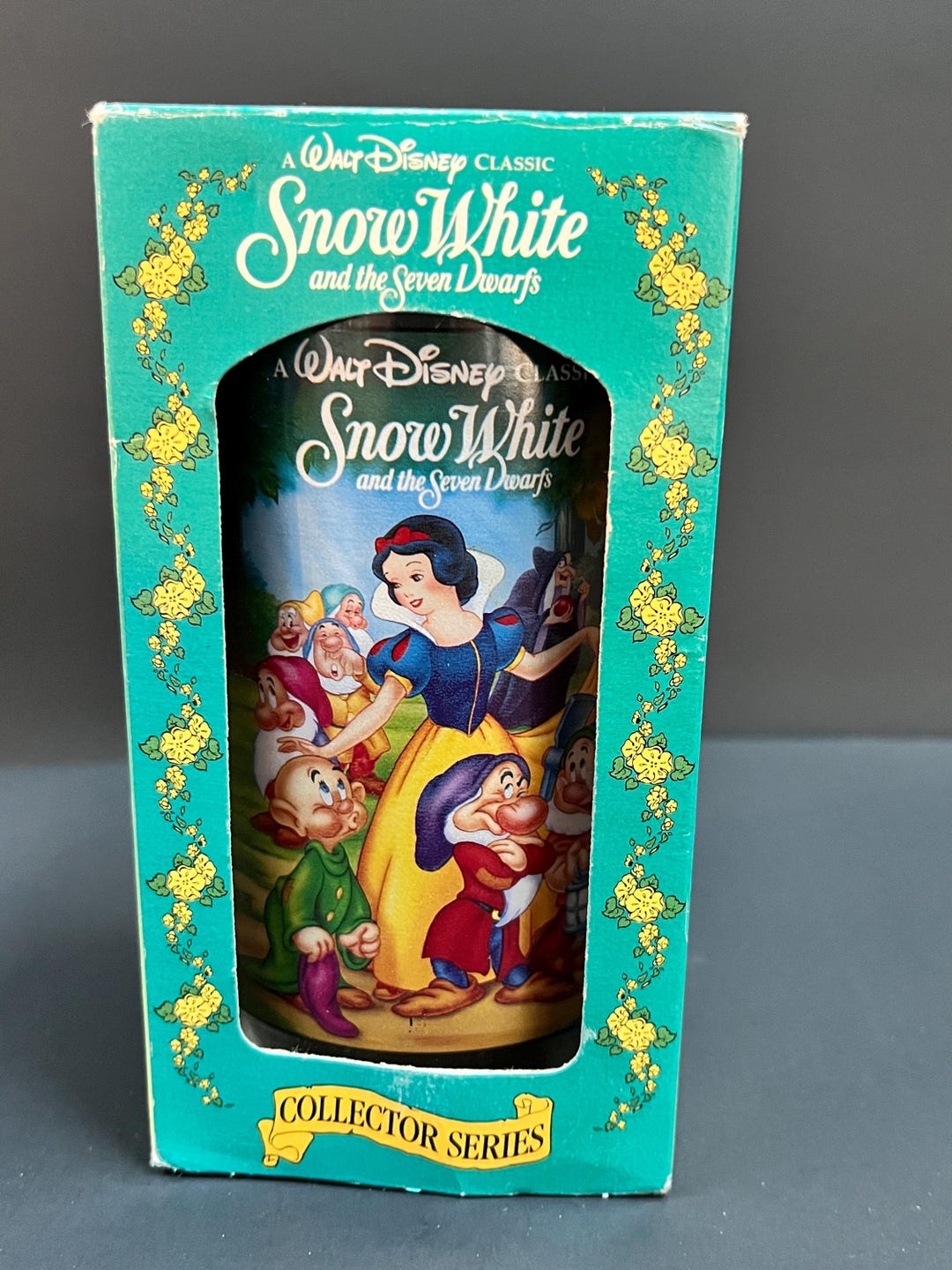 C. 1994 Disney's Snow White and the Seven Dwarfs Cup. Burger King ...