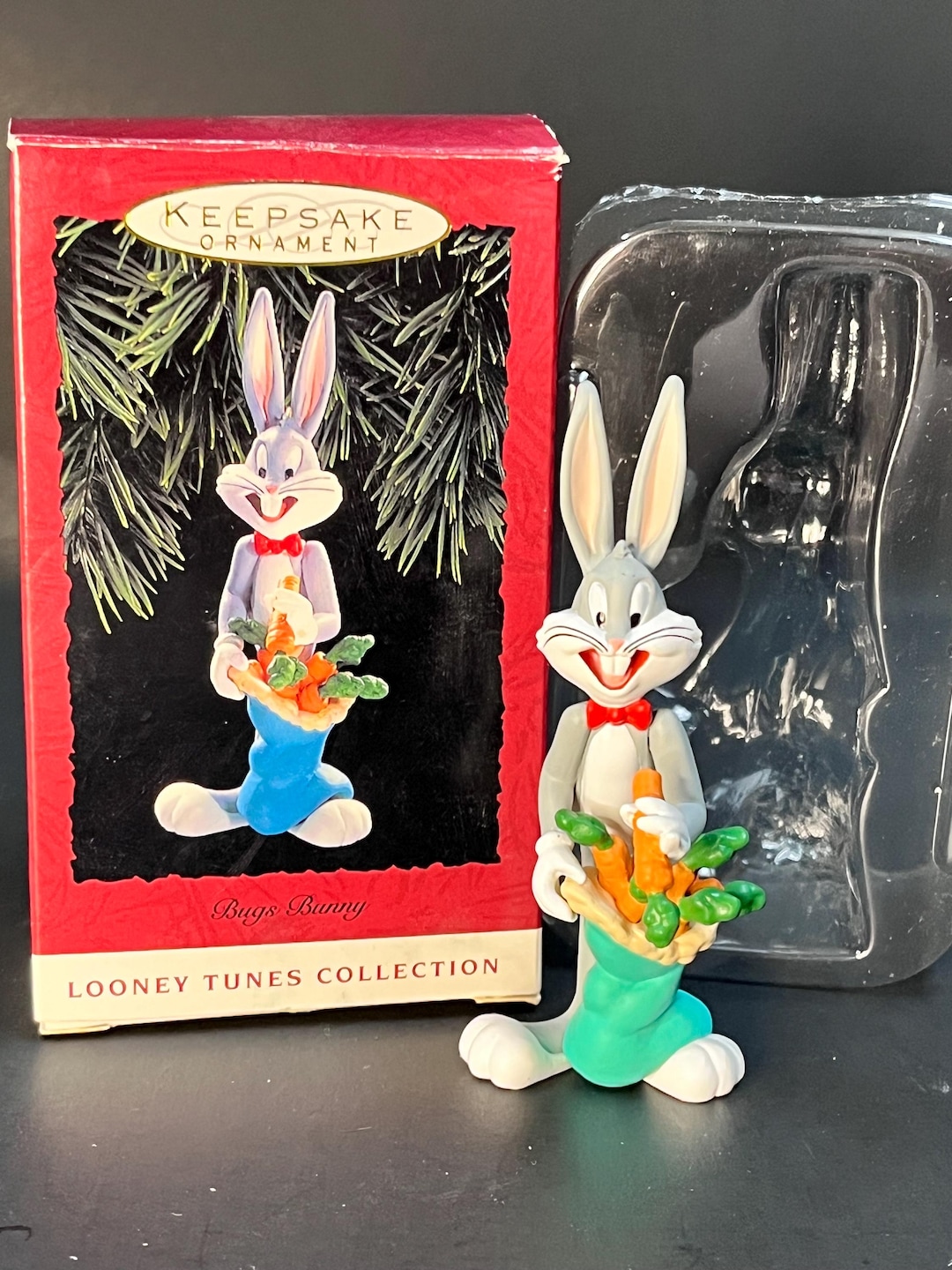 C. 1993 Bugs Bunny Ornamanet, Hallmark Keepsake Ornament Looney Tunes ...