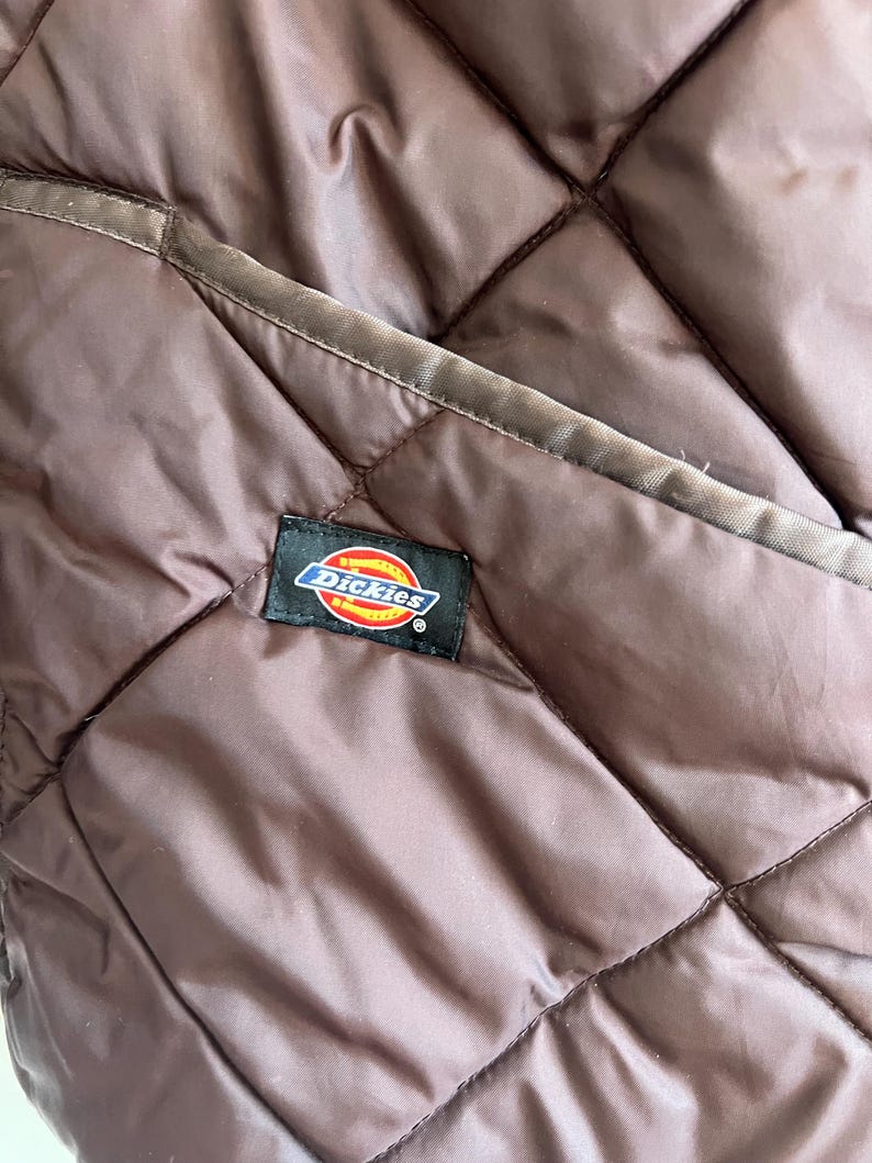 Dickies Oversized Quilted Puffer Jacket in Chocolate Brown - Size 2xl ...