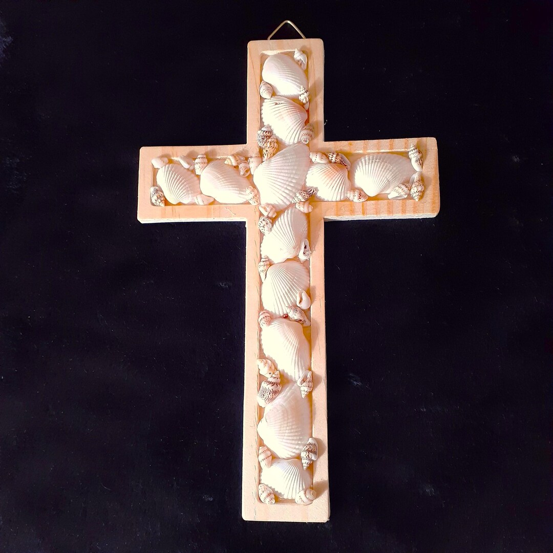 Wood Framed Scallop Shell Cross Wall Hanging - Etsy