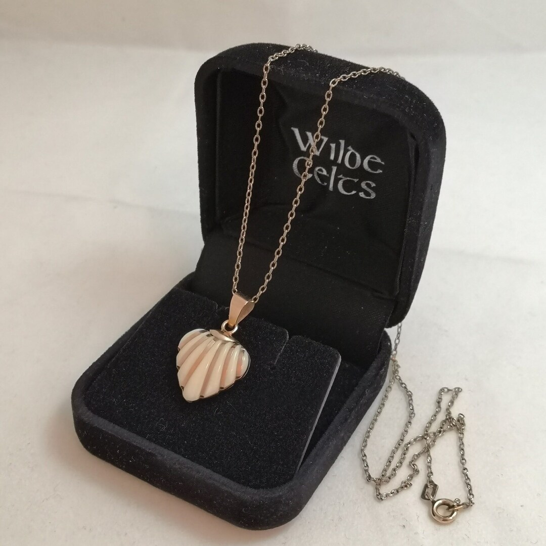 Vintage AM Double Gold Plated Heart Charm Necklace: 21 Inches or 53.5 ...